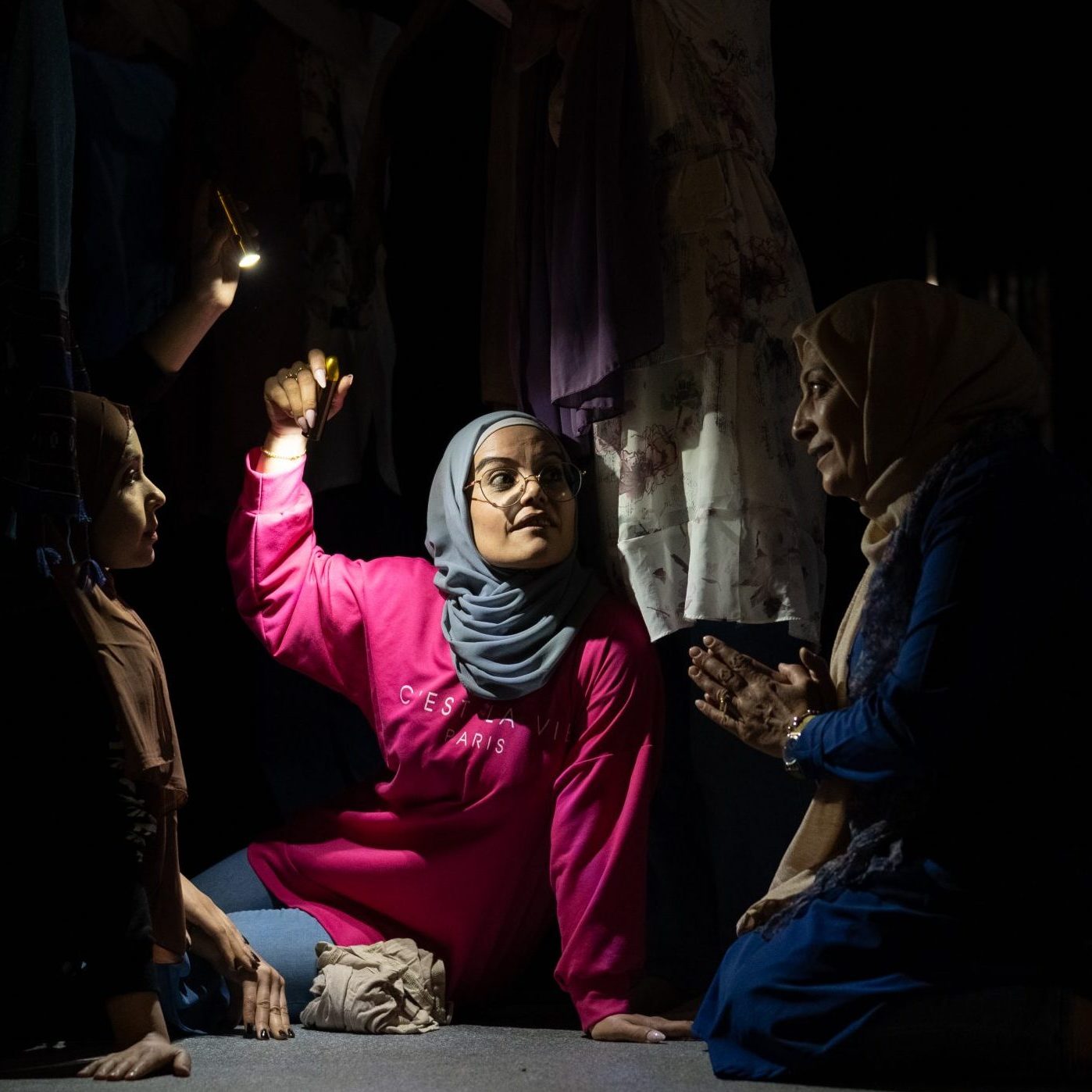 Women Leading Theatre for Change – Seenaryo